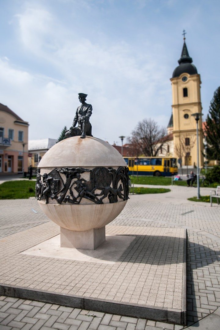 Vrbové - slovenská Pisa a rodisko kráľa Madagaskaru